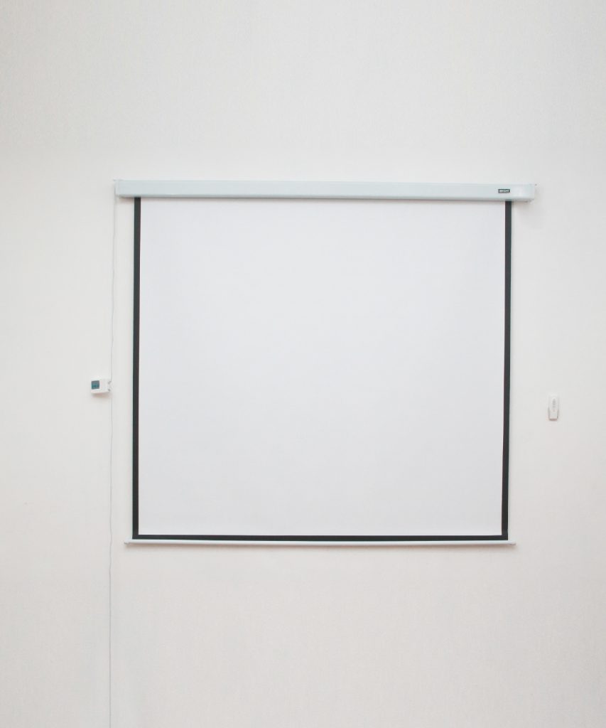 Motorized Screen 100” D - iBright